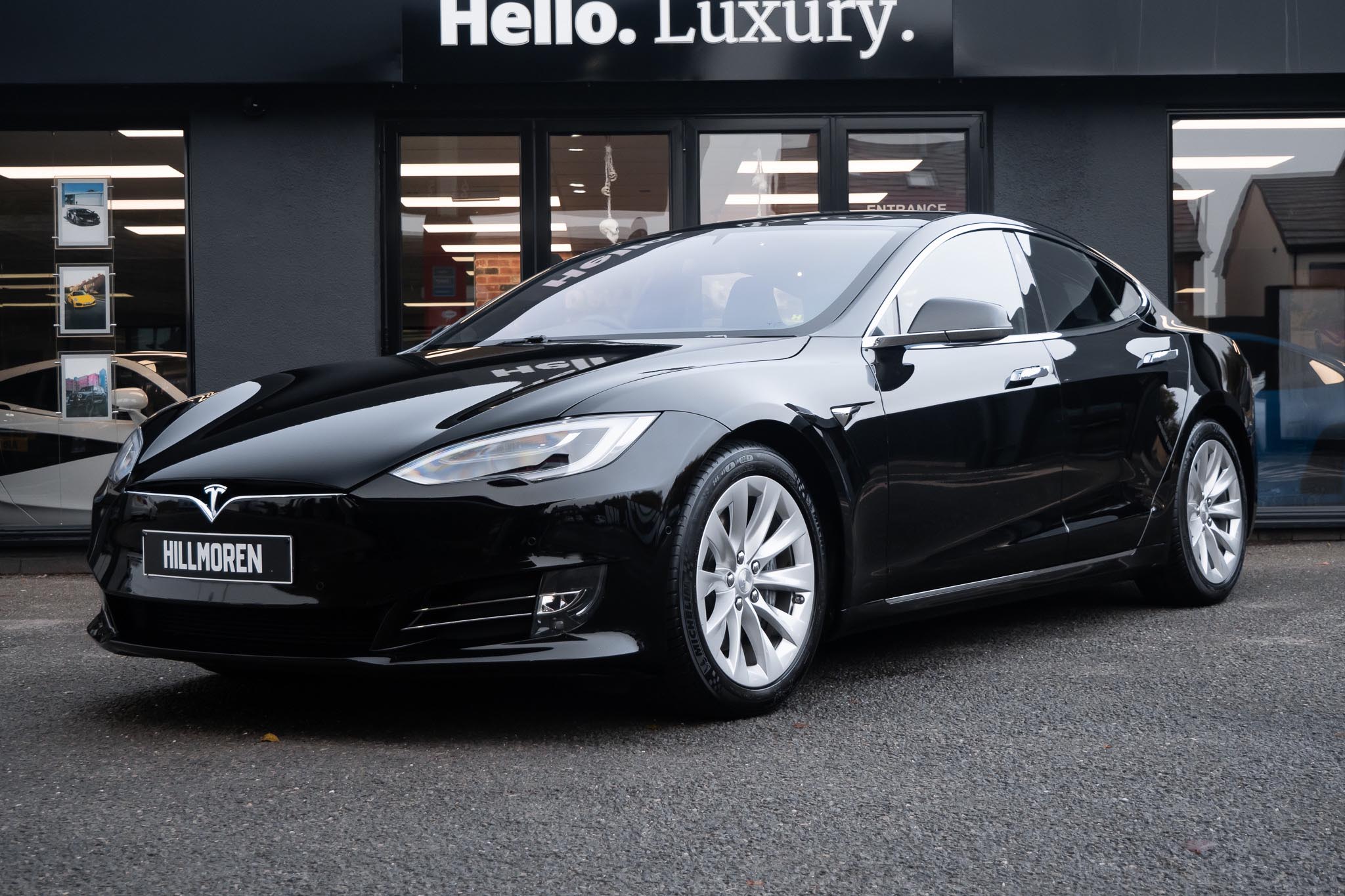 FRONT QUARTER - Hillmoren