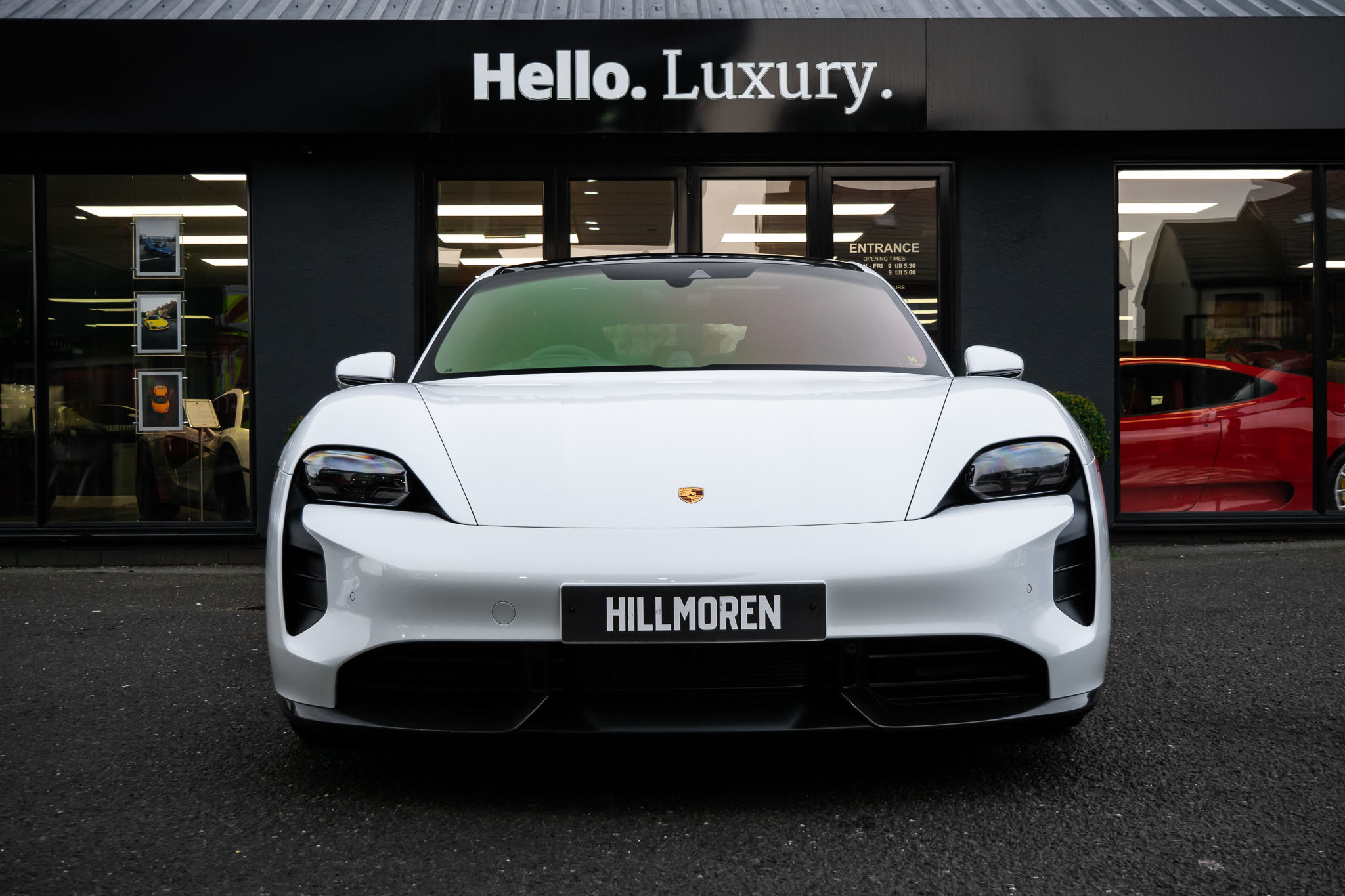 Porsche Taycan Turbo S - Hillmoren