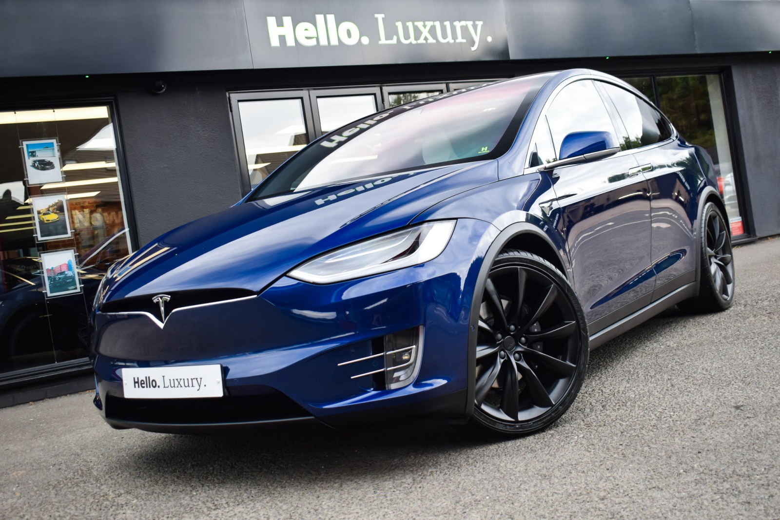 Tesla Model x blue 2 - Hillmoren